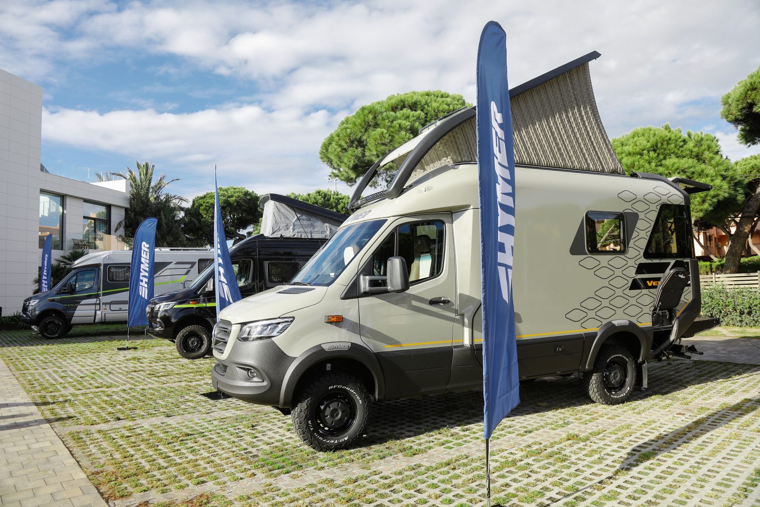 HYMER VENTURE S: CAMPER 100% OFF-ROAD | Platinium Oil